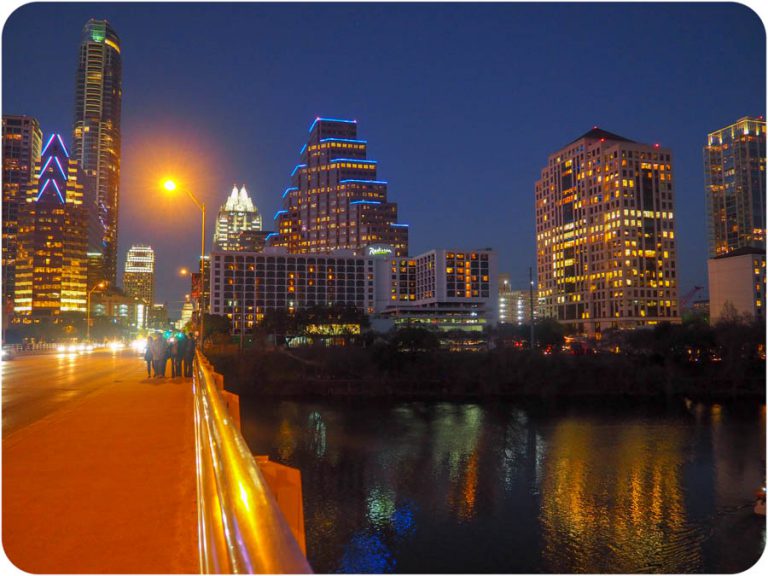 Spotted on the Roadside: Congress Bridge Bat Colony in Austin, TX • Mellzah