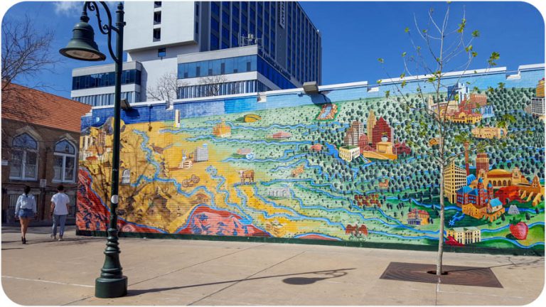 The murals and art around (a small sampling of) Texas • Mellzah