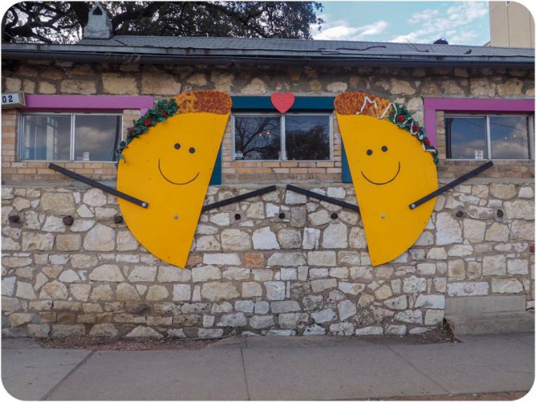 The murals and art around (a small sampling of) Texas • Mellzah